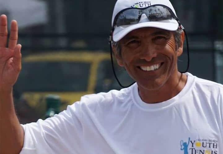 Mes de Herencia Hispana: Conozcan a Luis Checa - USTA Florida